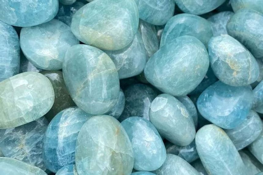 L'Aigue Marine, ses bienfaits et vertus en lithothérapie et les Chakras ...